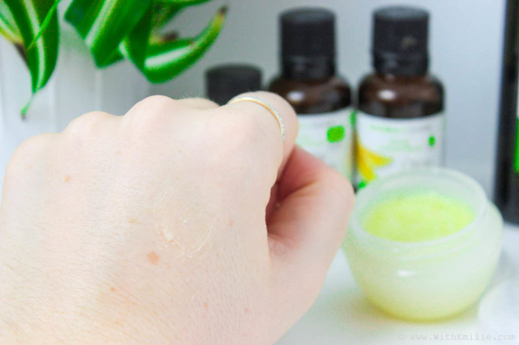 Baume Apaisant pour Piqûres d'Insectes Fait Maison | Homemade Bug Bites ...